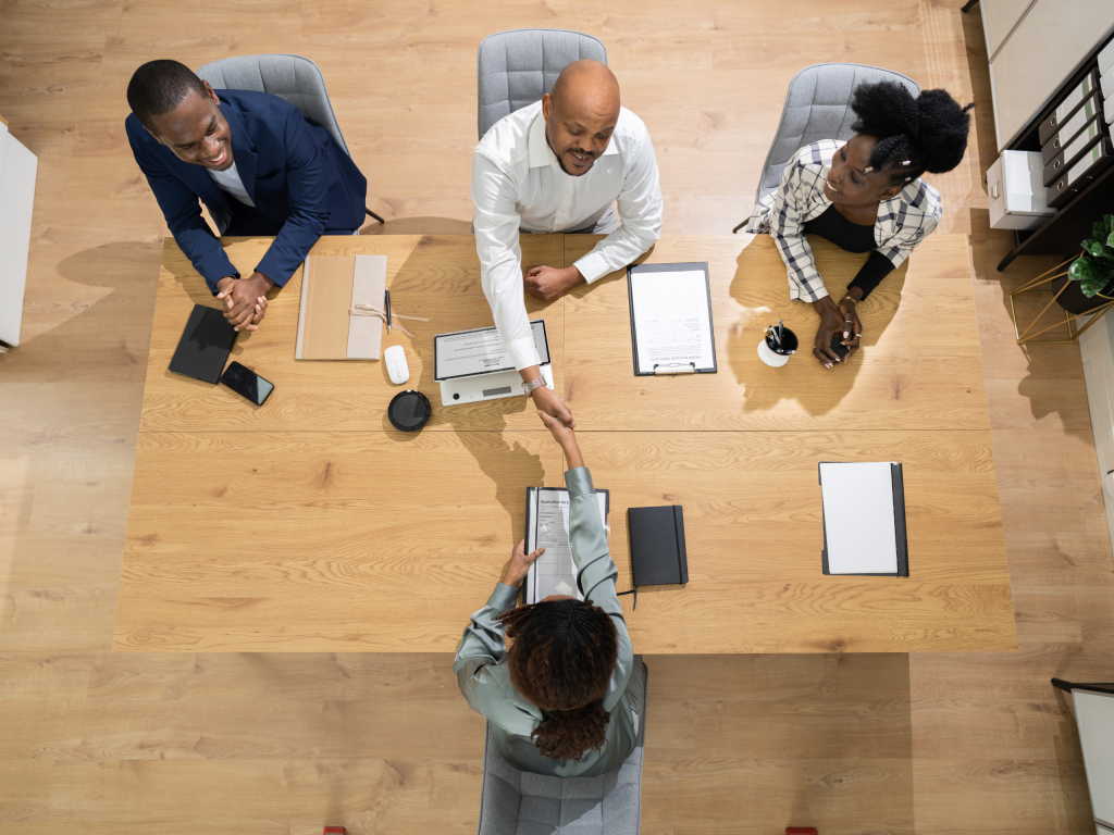 How to Create Job Ads That Will Attract the Right Legal Support ...